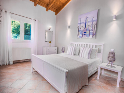 2 Bedroom (Sleeps 4) Villa in Afra, Corfu (P231432) - No Booking Fees